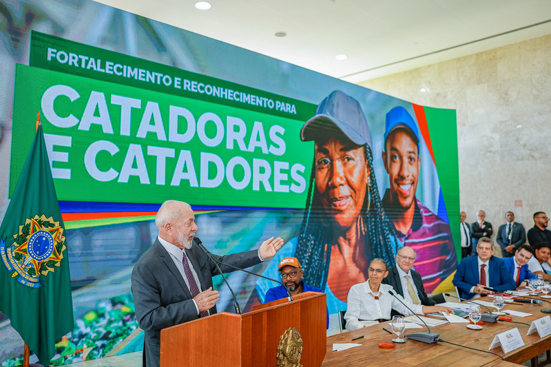 Governo retoma Programa Cataforte com R$ 103,6 milhões para catadores ...